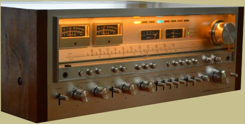 POLL: best LOOKING stereo receiver of all time - vote for 3 | Page 2 ...