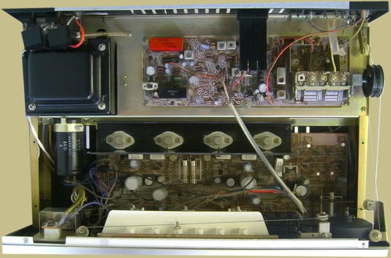Sansui 551 | Classic Receivers